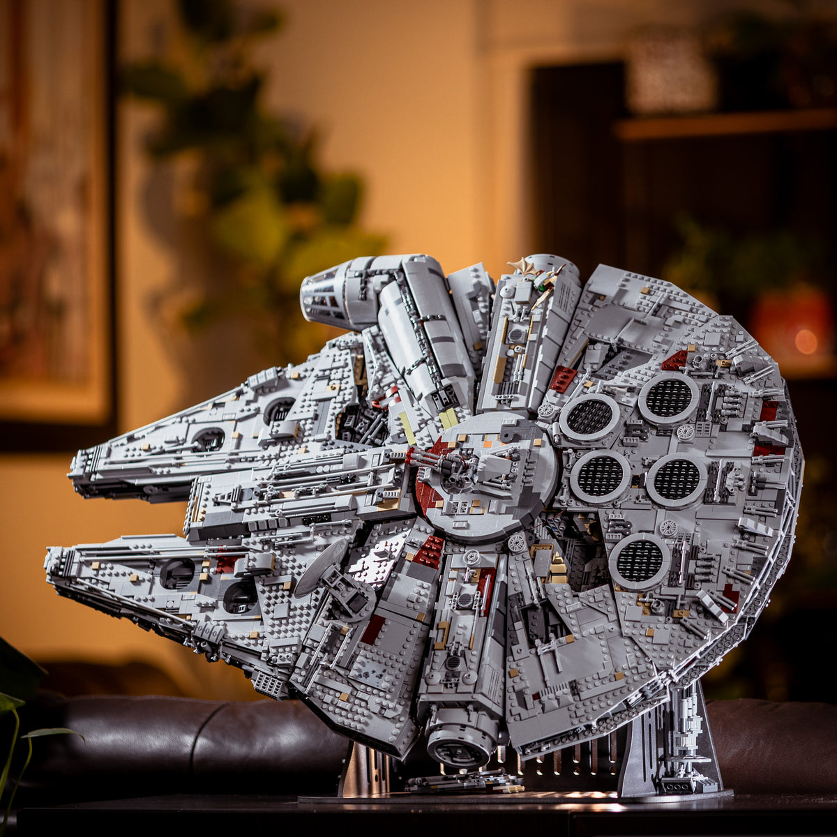 Display Stand for LEGO® UCS Millennium Falcon™ (75192) – seventyonecustoms